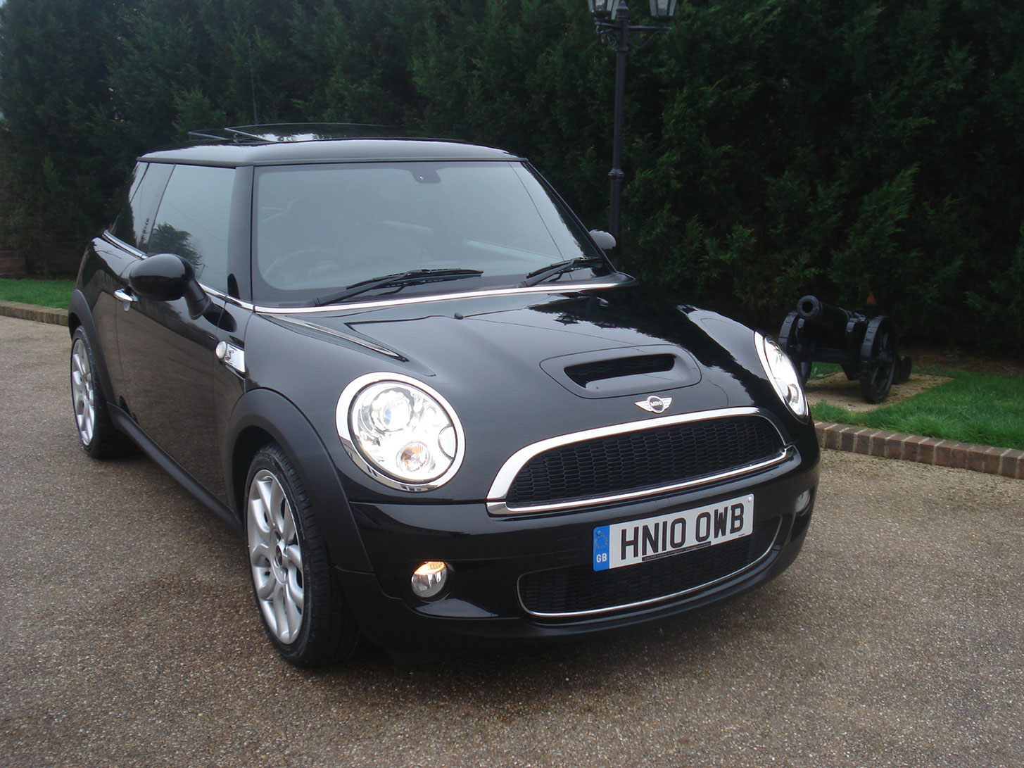 Welcome to Gems Motor Company - Gems Motors